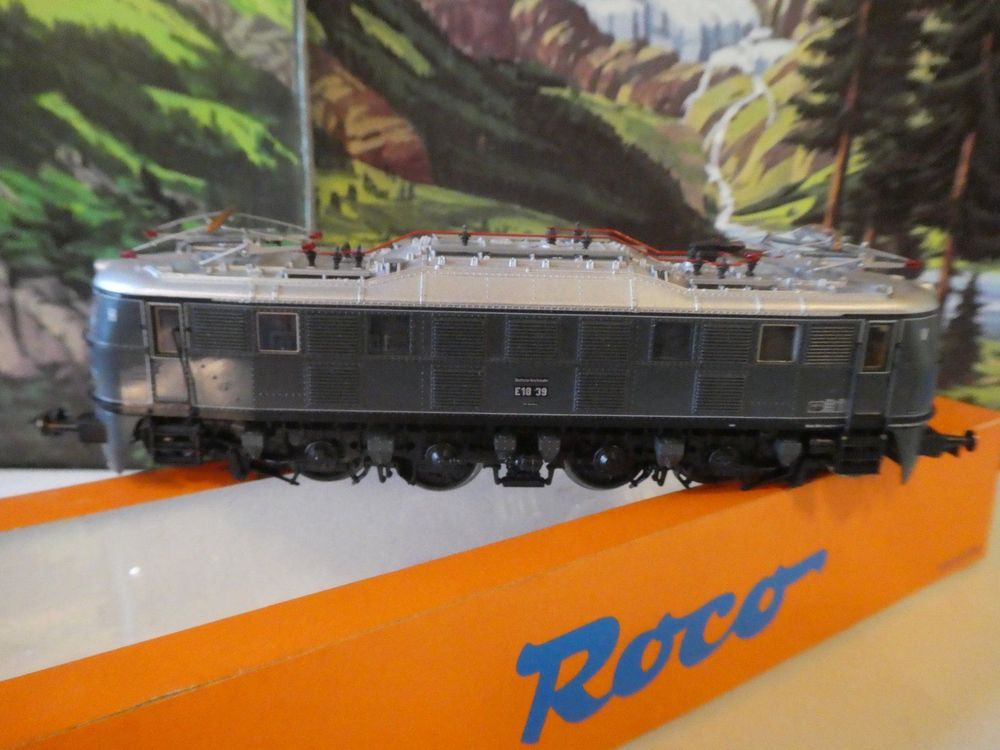 Roco 43758 DR E-Lok E18 H0 GL / int 4 | Kaufen auf Ricardo