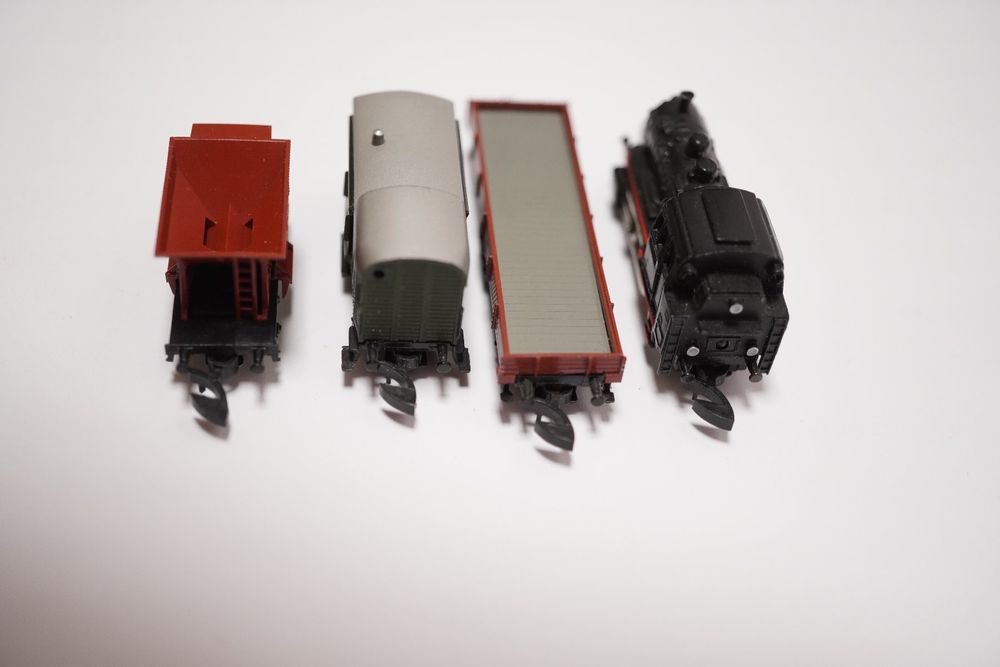 e33 Märklin Konvolut Lok + drei Wagen | Bastelware (Defekt) in Thun für CHF 16 – mit Lieferung ...