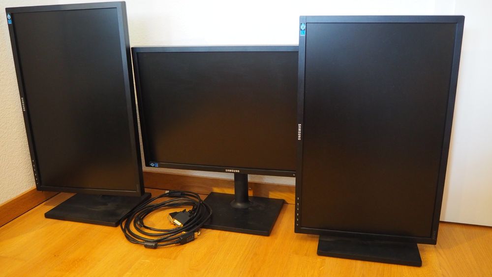 3 x Samsung 24 inch monitors S24C450 | Kaufen auf Ricardo