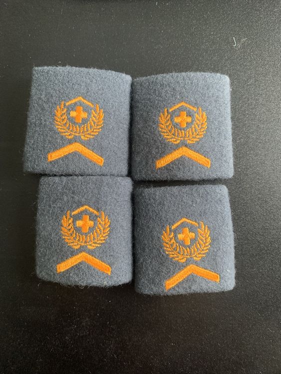 Anciens badges PM reg 1 et passants d’épaule sergent PM | Kaufen auf ...