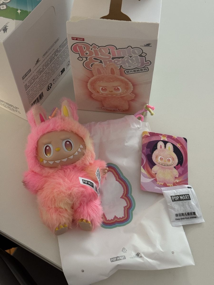 Pop Mart Labubu Big into Energy Loyalty (Neu (gemäss Beschreibung)) in ...