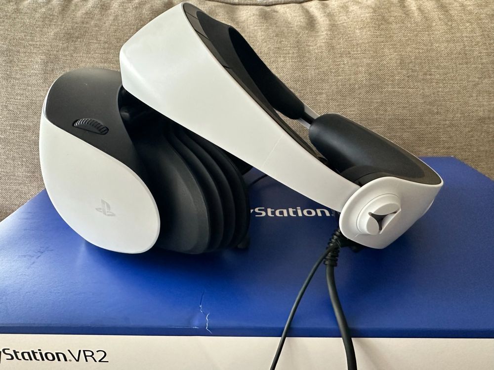 Sony VR2 VR Brille für Playstation 5 PS5 mit Ladestation (Gebraucht) in Niederweningen für CHF ...