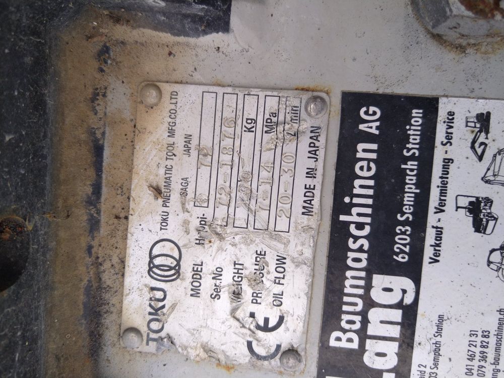 Abbauhammer Hydraulikhammer Bagger (Defekt) in Rifferswil für CHF 398 ...