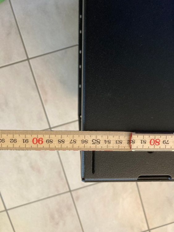 19 Zoll Rack auf Rollen | Kaufen auf Ricardo