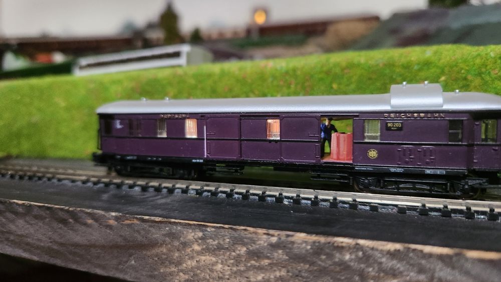 Rheingold beleuchtet Top inkl Personen in den Wagen Spur N | Kaufen auf ...