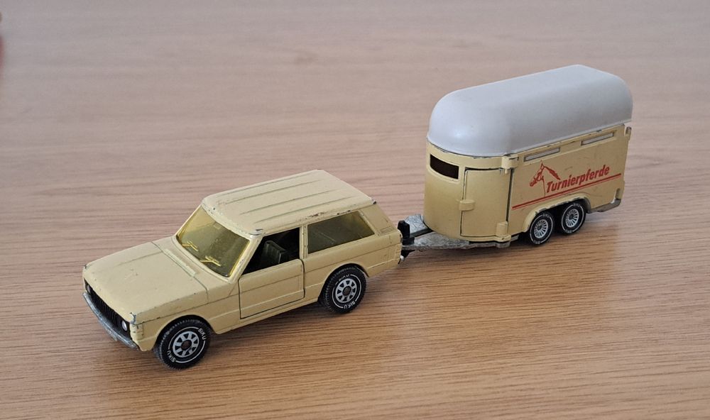 Siku 1917 Range Rover avec remorque pour chevaux OVP L9 (Gebraucht) in ...