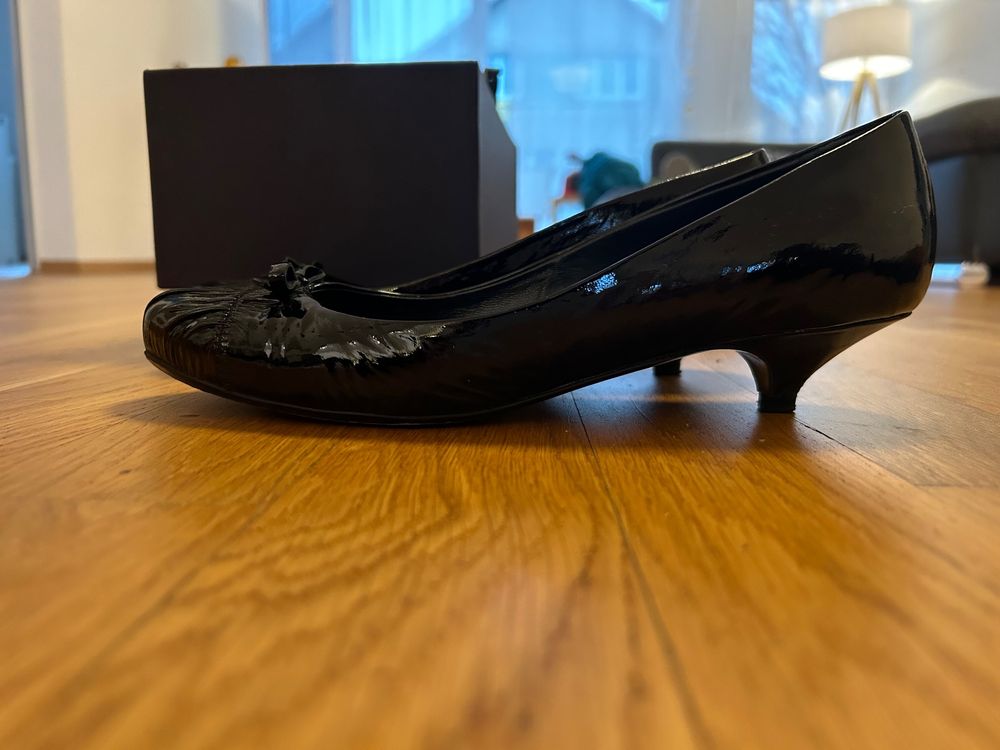 Ballerina mit Absatz, Prada | Kaufen auf Ricardo