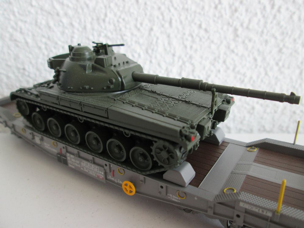 Militär Army Liliput 235880 Schweizer Panzer 68 (Gebraucht) in ...