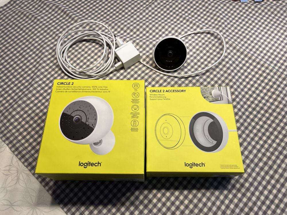 Logitech Circle 2 Wireless Überwachungskamera + Window Mount (Gebraucht ...