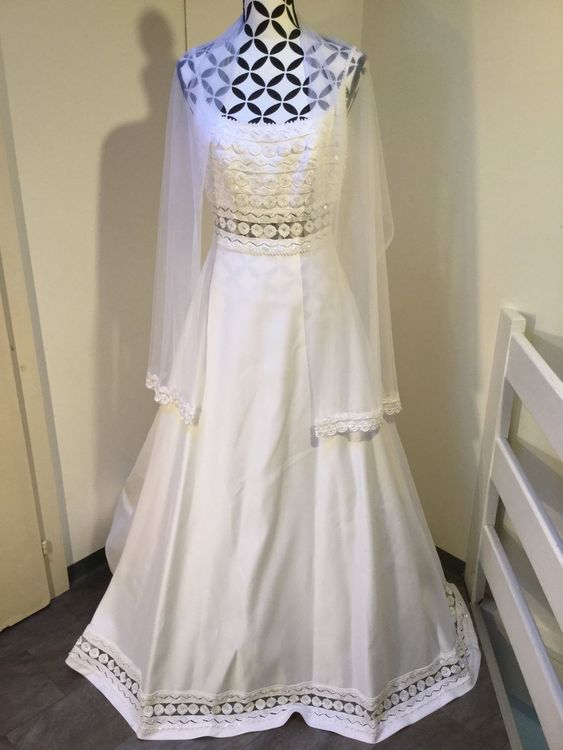 Hochzeitskleid Stickereien, Gr.38 (Hz01) (Neu und originalverpackt) in Vilters für CHF 30 – mit ...