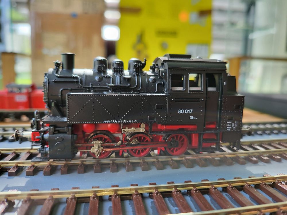 Roco H0 - Steam locomotive - BR 80 - DB (Gebraucht) in Lyss für CHF 20 ...