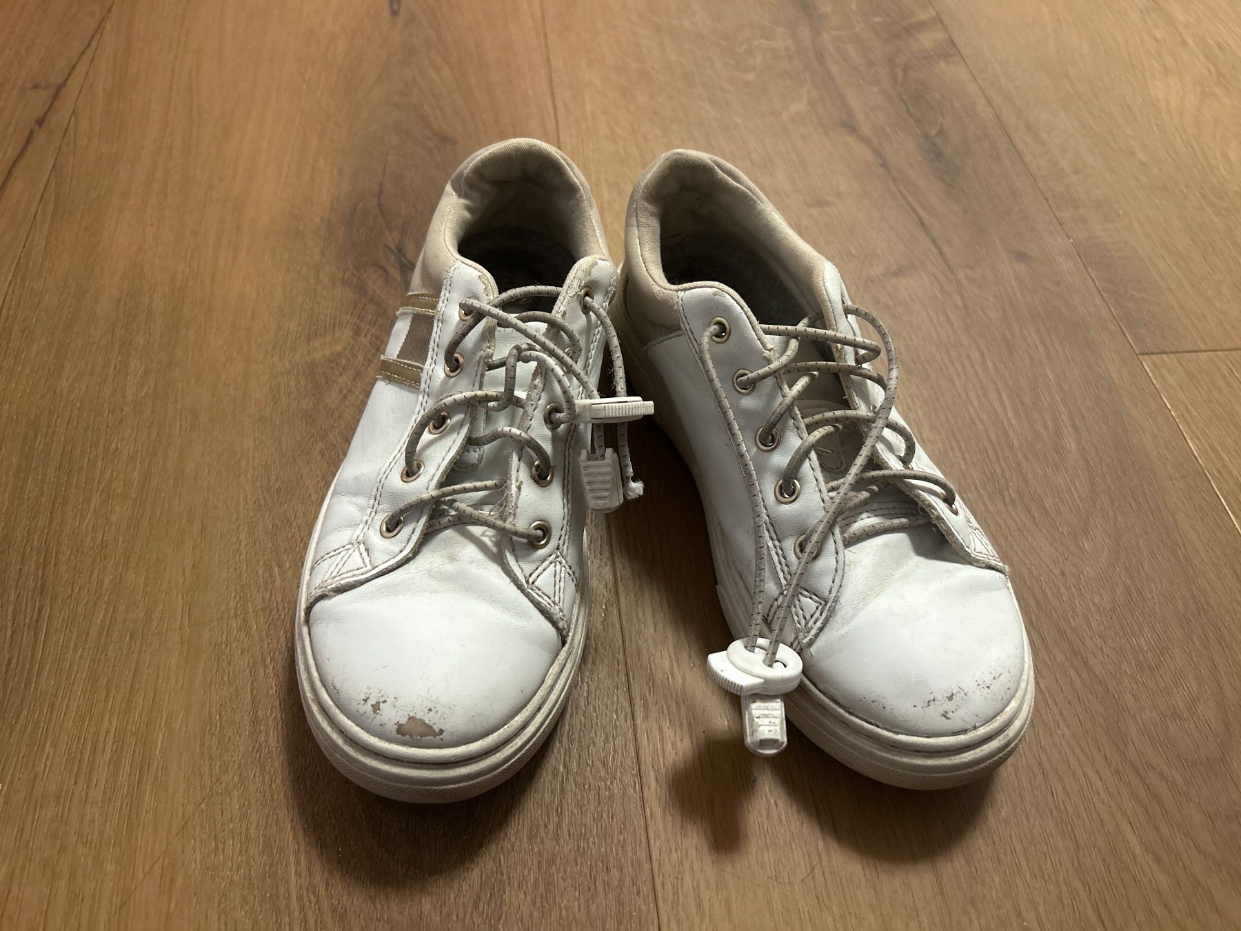 Tommy Hilfiger Turnschuhe Sneakers Mädchen Gr 32 (Gebraucht) in ...