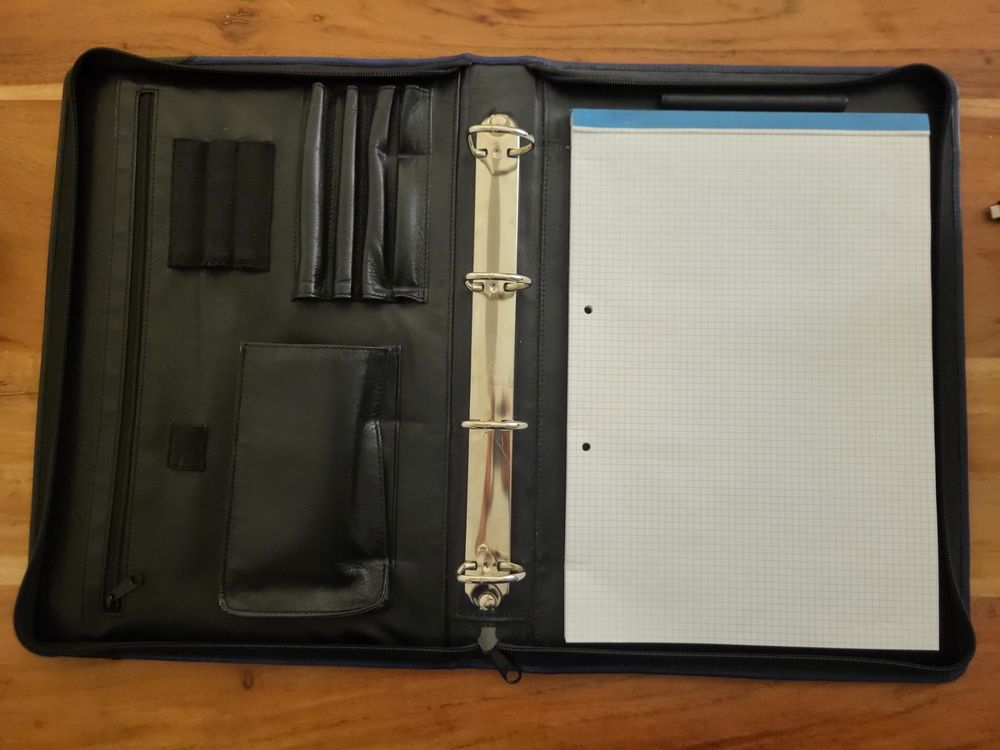 Schreibmappe Leder - blau - (Neu (gemäss Beschreibung)) in Berikon für ...