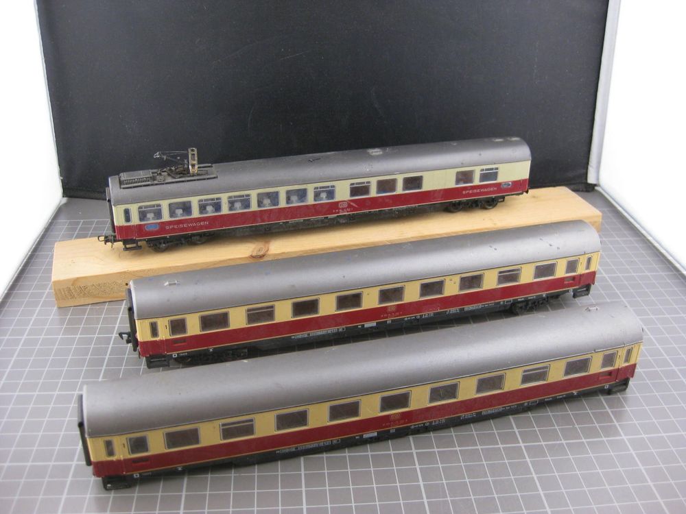 Roco und Fleischmann TEE Wagen, H0, Bastelware (Defekt) in für CHF 9 ...