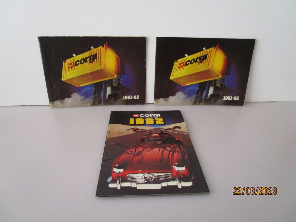 3 CATALOGUES CORGI + 4 DÉPLIANT | Kaufen auf Ricardo
