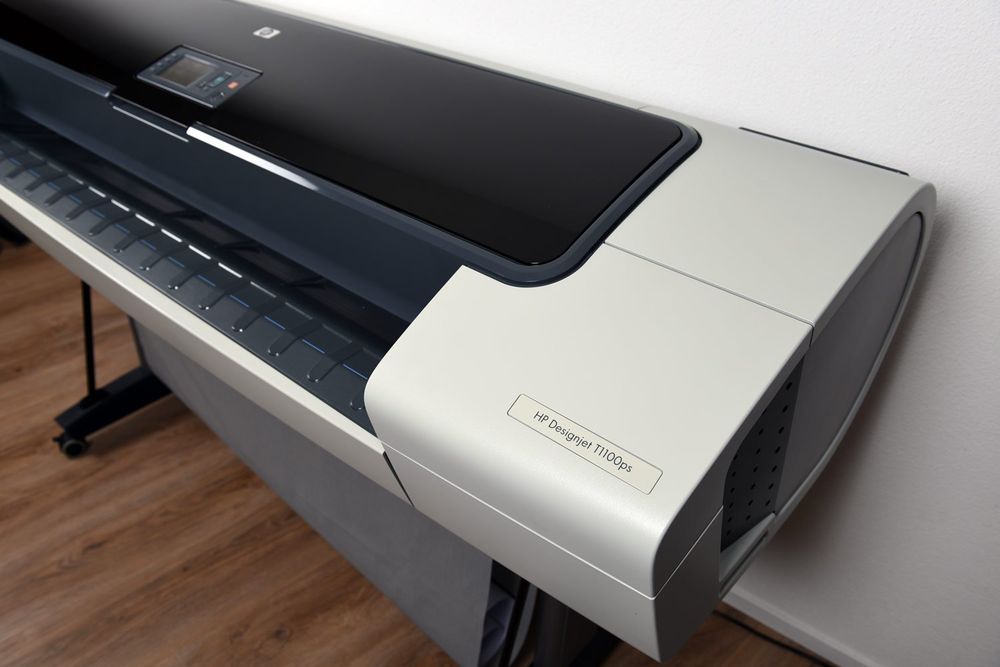 HP designjet T1100ps 44 Zoll plotter (Gebraucht) in Fällanden für CHF ...