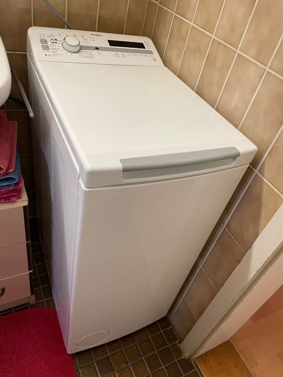 Fast neue Waschmaschine Whirlpool AW6610 Toploader (Gebraucht) in ...