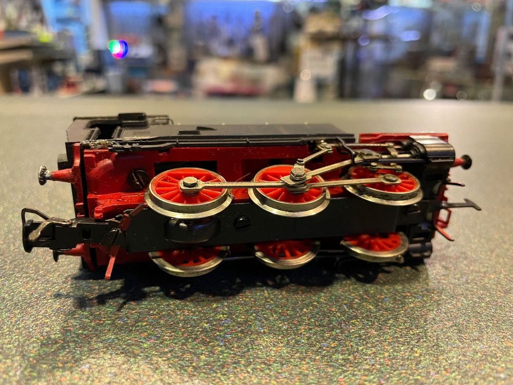 Rivarossi? Dampflok FS 851 DEFEKT (Defekt) in Chiasso für CHF 39 – mit Lieferung auf Ricardo kaufen