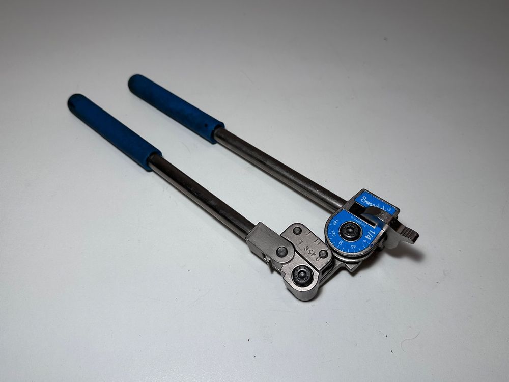 Swagelok Handbiegegerät 1/4 Hand Tube Bender (Gebraucht) in Boswil für ...