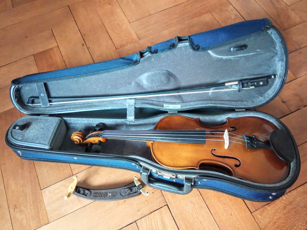 Solide 4/4-Geige/Violine inkl. Karbonbogen und Geigenkoffer (Gebraucht ...
