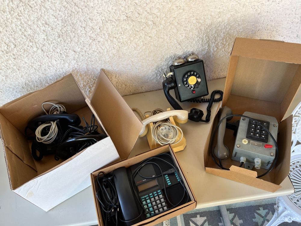 6 Stück alte Telefone, Nr 57 | Kaufen auf Ricardo