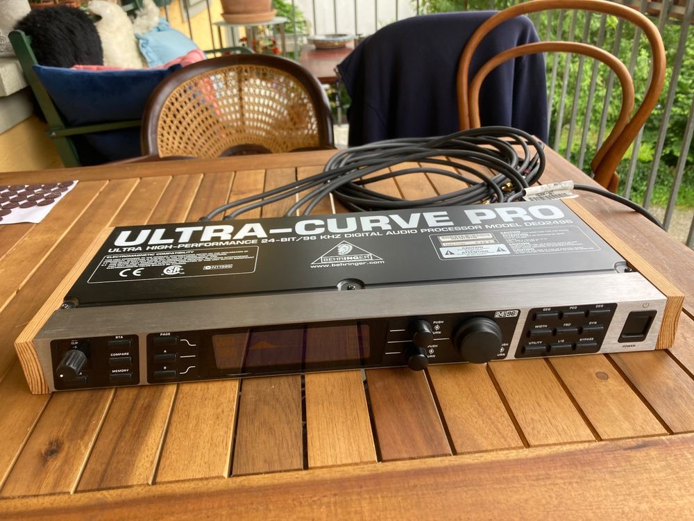 BEHRINGER ULTRA CURVE PRO . (Gebraucht) in Zürich für CHF 100 – mit ...