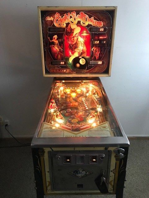 Eight Ball Deluxe Bally Flipperkasten (Gebraucht) in für CHF 3210 – nur ...