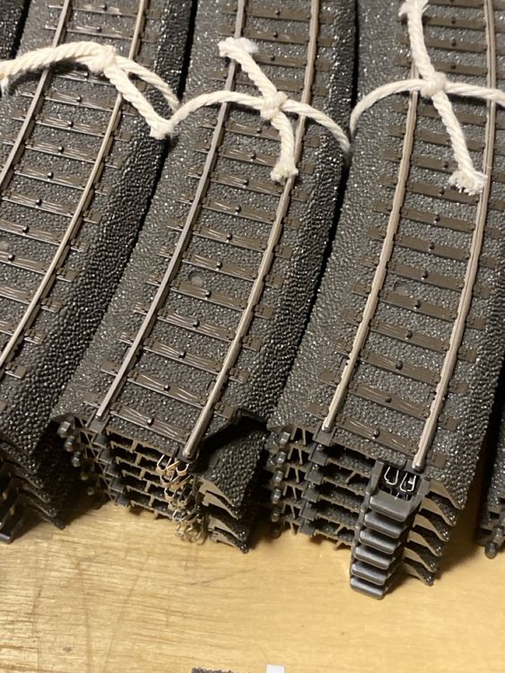 Lot rails Märklin train (D'occasion) à Corcelles NE pour CHF 10 – avec ...