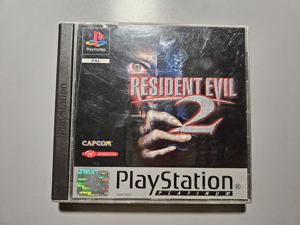 Resident Evil 2 Playstation 1 - PS1 Platinum (Gebraucht) in Luzern für ...
