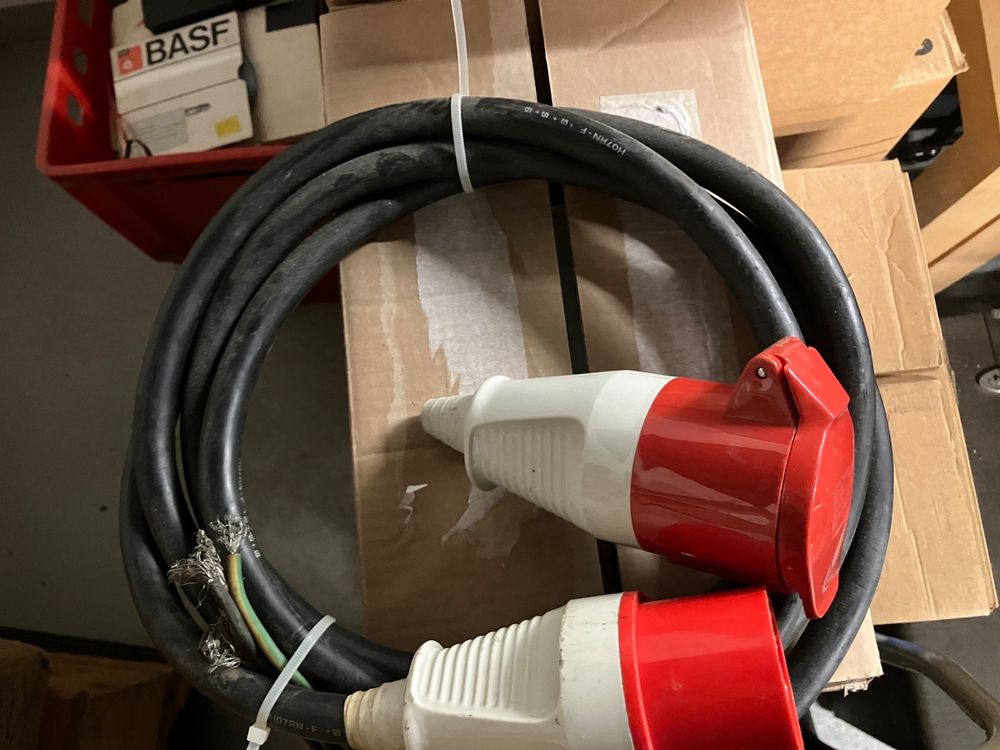 CEE 32- Stecker | Kaufen auf Ricardo