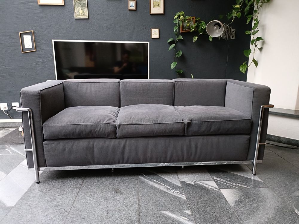 Le Corbusier LC2 Sofa Replica (Gebraucht) in Schmitten FR für CHF 850 ...