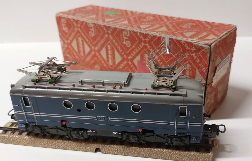 Märklin 3013 - NS E-Lok BR 1100, Okt (3012) (Gebraucht) in Cheseaux ...