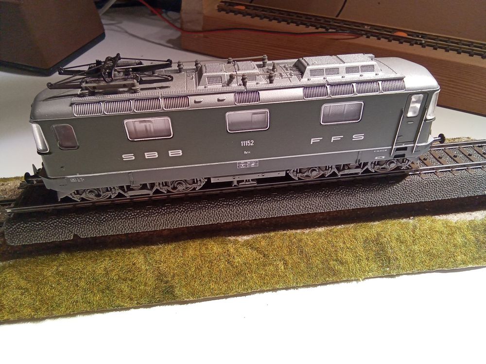 Re 4/4 11152 SBB Wechselstrom Analog von Lima ( Für Märklin) (Gebraucht) in Mesocco für CHF 60 ...