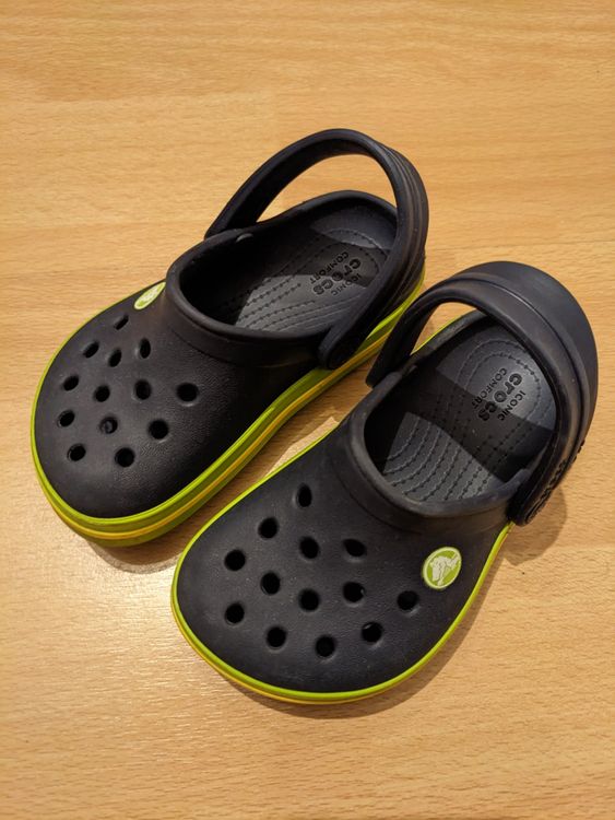 Crocs Gr. 19 (Neu (gemäss Beschreibung)) in Basel für CHF 5 – mit ...