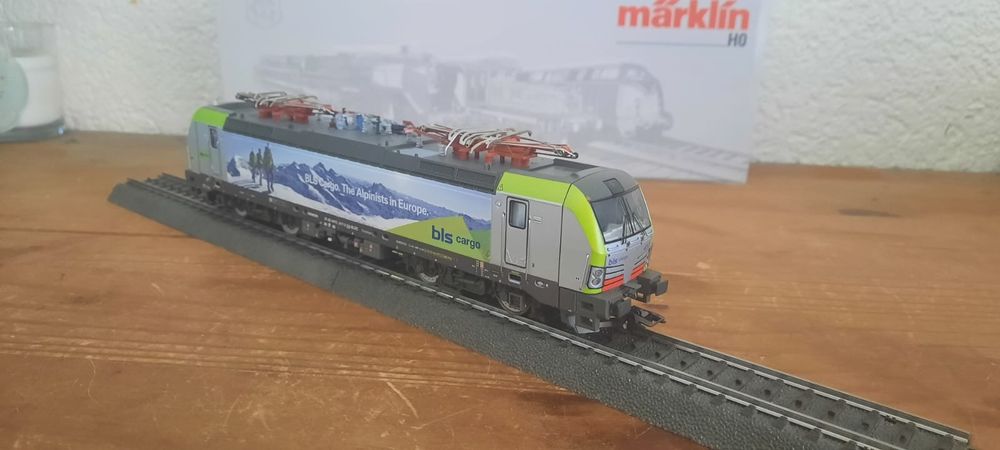 Märklin HO digital Vectron BLS cargo avec sons et lumières (Neu und ...