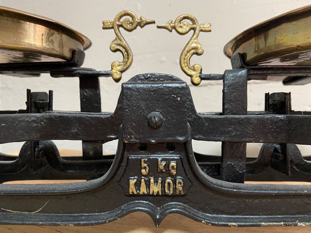 Antike Waage von Kamor aus Gusseisen | Kaufen auf Ricardo