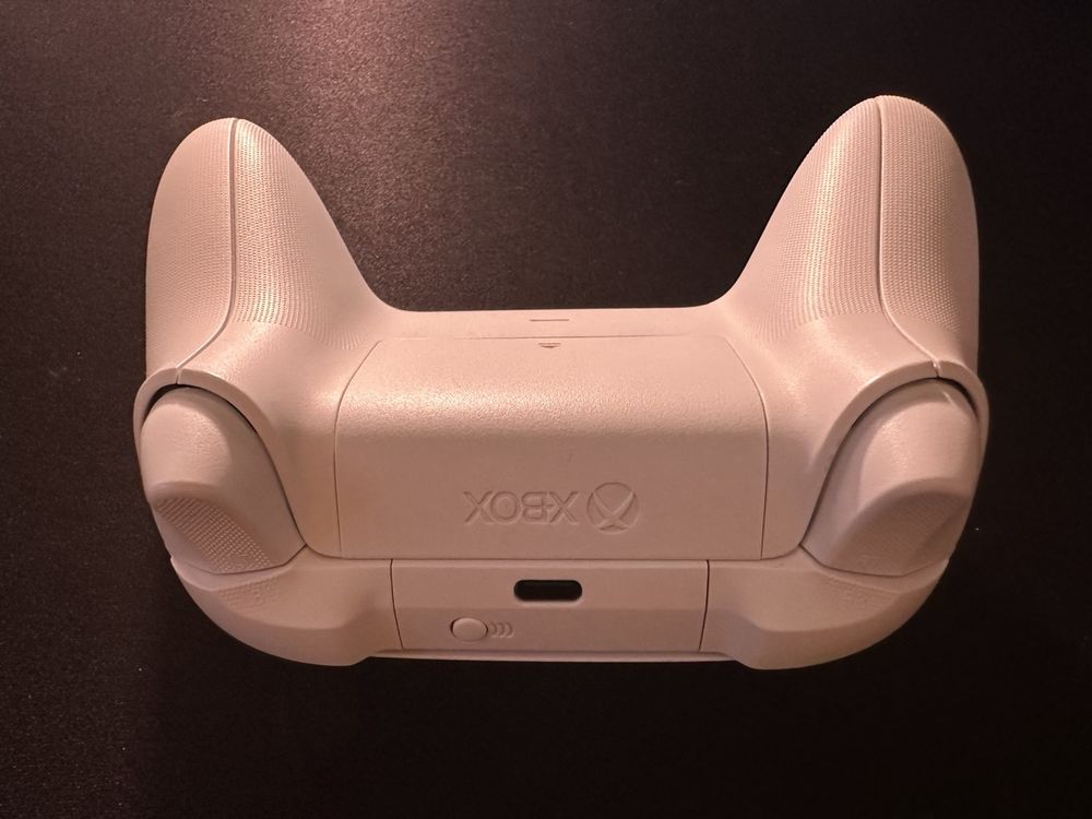 Xbox Wireless Controller Robot White (Gebraucht) in für CHF 34 – mit Lieferung auf Ricardo kaufen