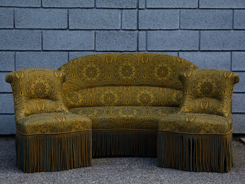 Salon 3 pièces de style Napoléon III (D'occasion) à Les Mayens-de-Sion ...