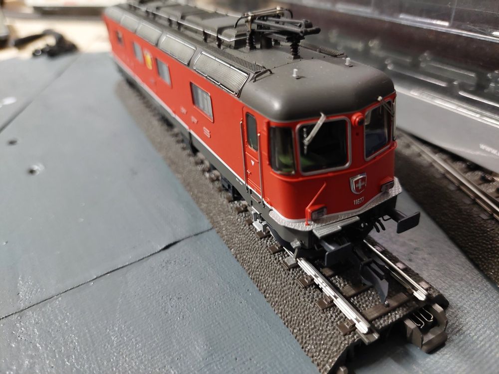 Roco 78599 Re 6/6 11677 h0 AC (Gebraucht) in Broc für CHF 226 – mit ...
