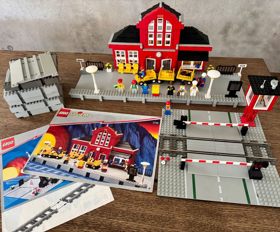Lego 2150 Train Station und 4539 Manual Level Crossing (Gebraucht) in ...
