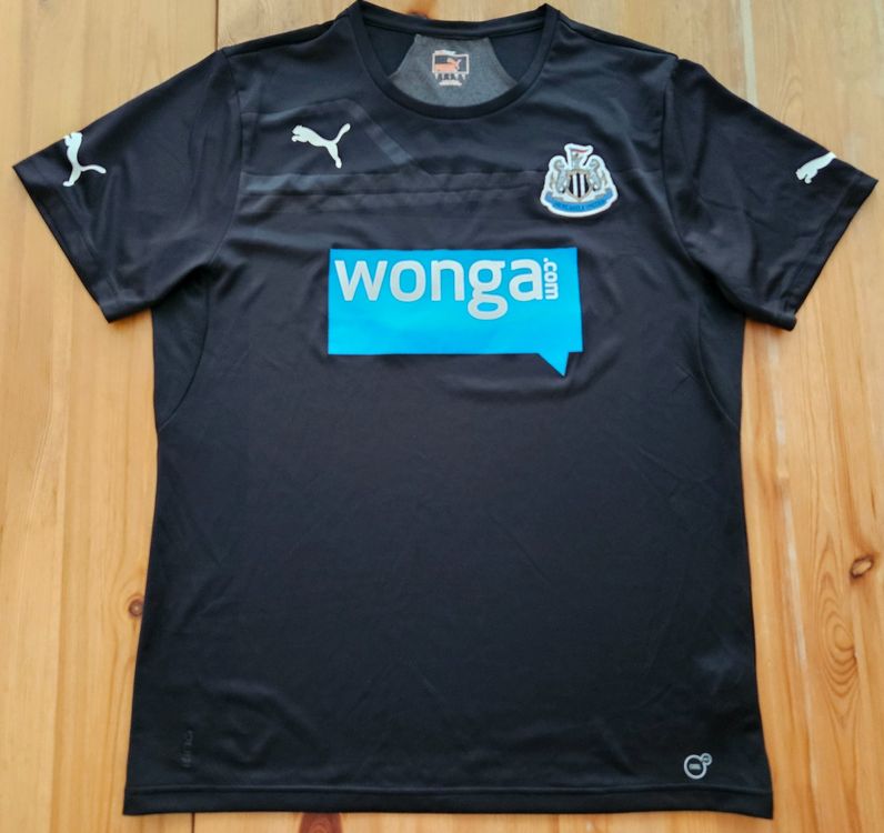 Newcastle United FC Trikot Puma Grösse L The Magpies wonga (Gebraucht ...
