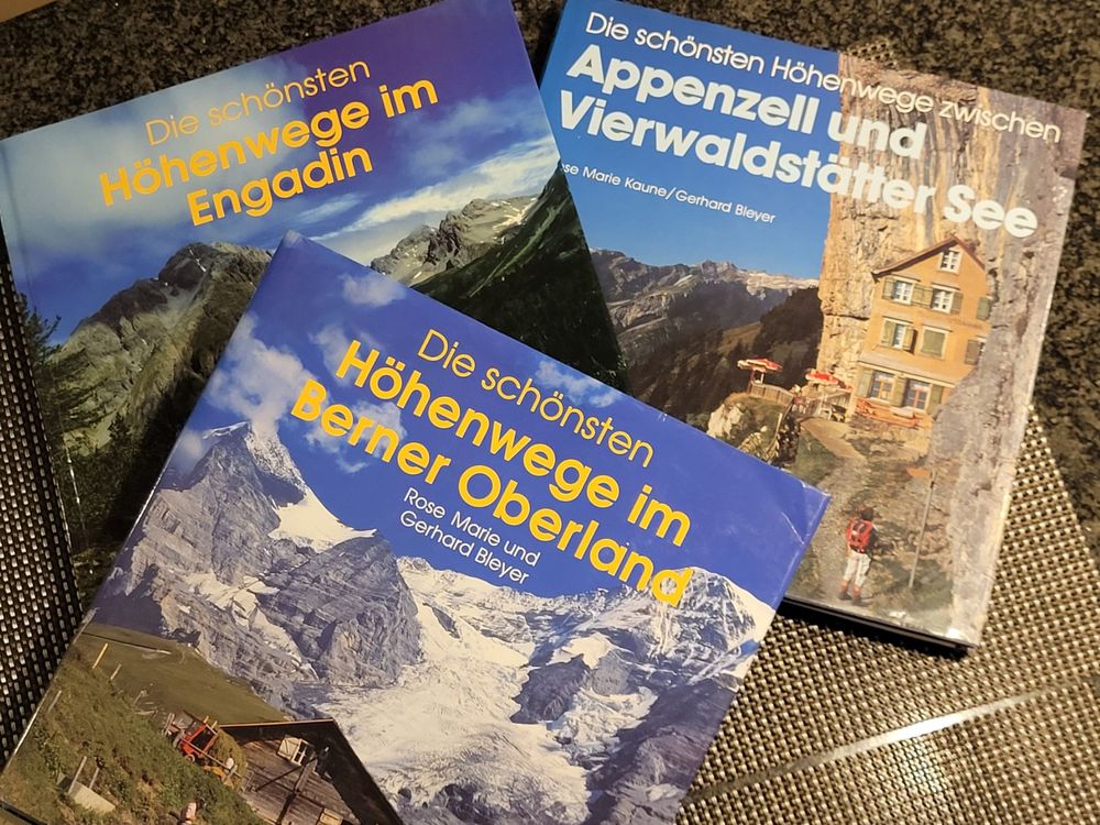 SCHWEIZ HÖHENWEGE WANDERN 3 Bücher = 1 Preis, NEUWERTIG (Neu (gemäss Beschreibung)) in Oetwil am ...