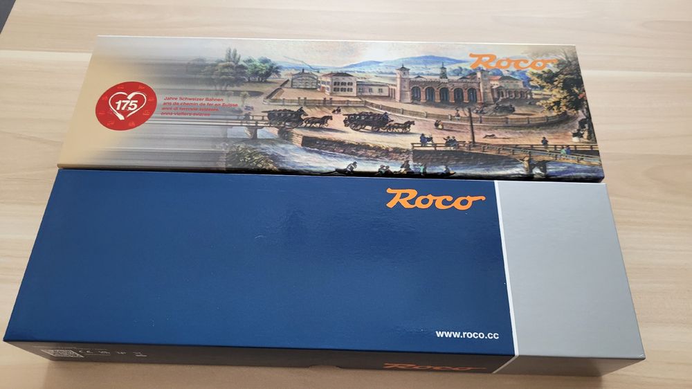Roco 70678 Re 460 019-3 „175 Jahre Schweizer Bahnen“, SBB (Neu und originalverpackt) in ...