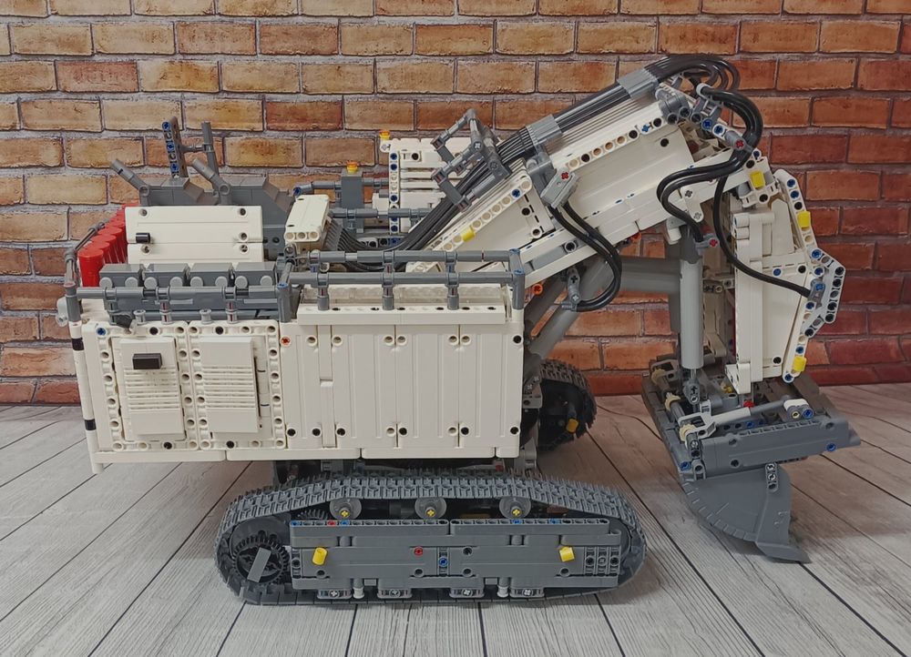 Lego 42100 Liebherr Bagger R 9800 | Kaufen auf Ricardo
