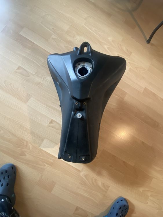 Husqvarna sm 610 Tank (Gebraucht) in Bern für CHF 100 – mit Lieferung ...