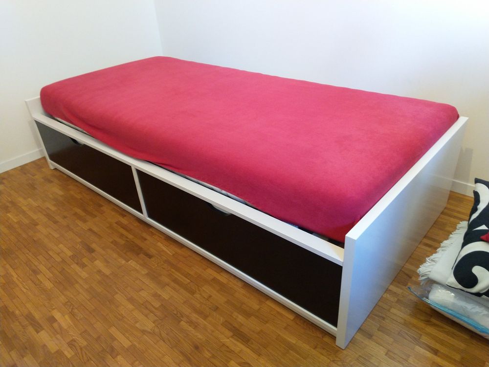IKEA Lit simple avec 2 tiroirs avec matelas | Kaufen auf Ricardo