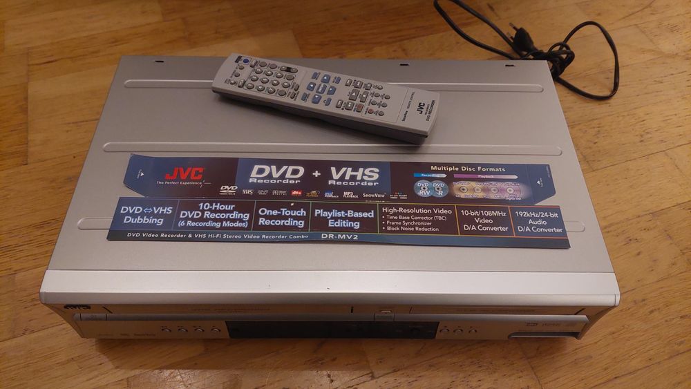 VHS & DVD Recorder JVC DR-MV2S (Neu (gemäss Beschreibung)) in Dübendorf ...