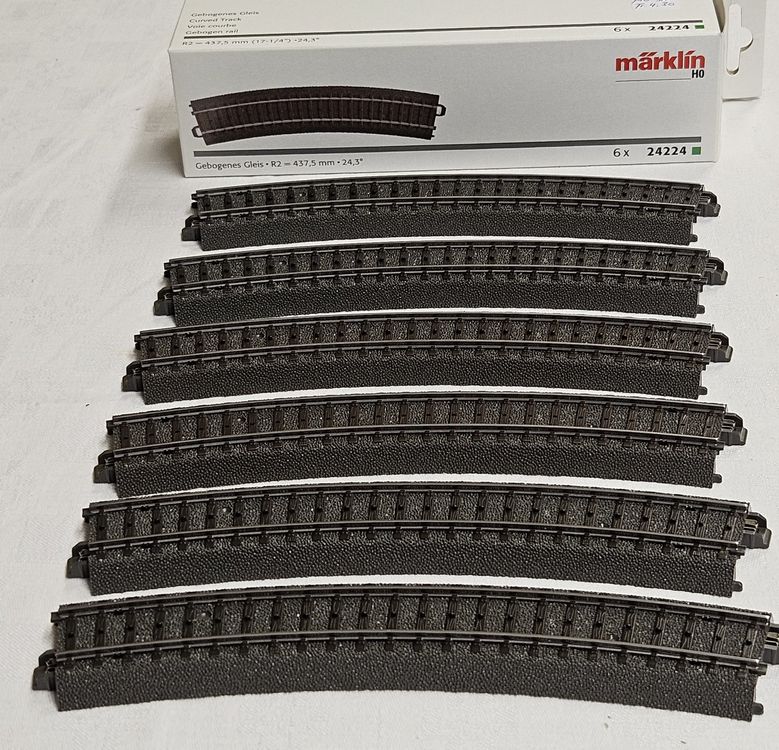 Märklin 24224 H0: Gebogenes C-Gleis R2 = 437,5 mm / 24,3° | Kaufen auf Ricardo
