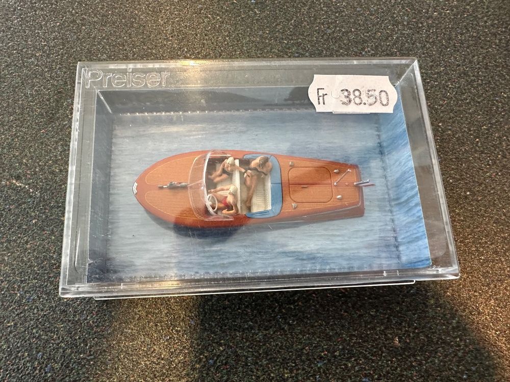 Preiser H0 Figure 10689 Motorboot Riva Acquarama | Kaufen auf Ricardo