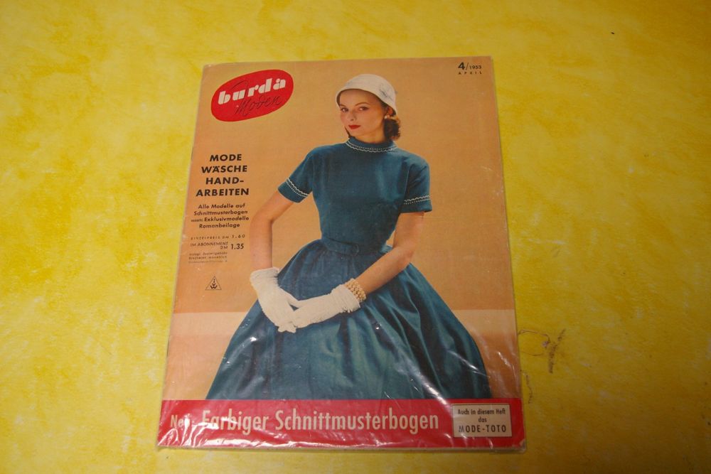 burda moden 4 - 1953 (D'occasion) à Granges (Salvan) pour CHF 50 – avec ...